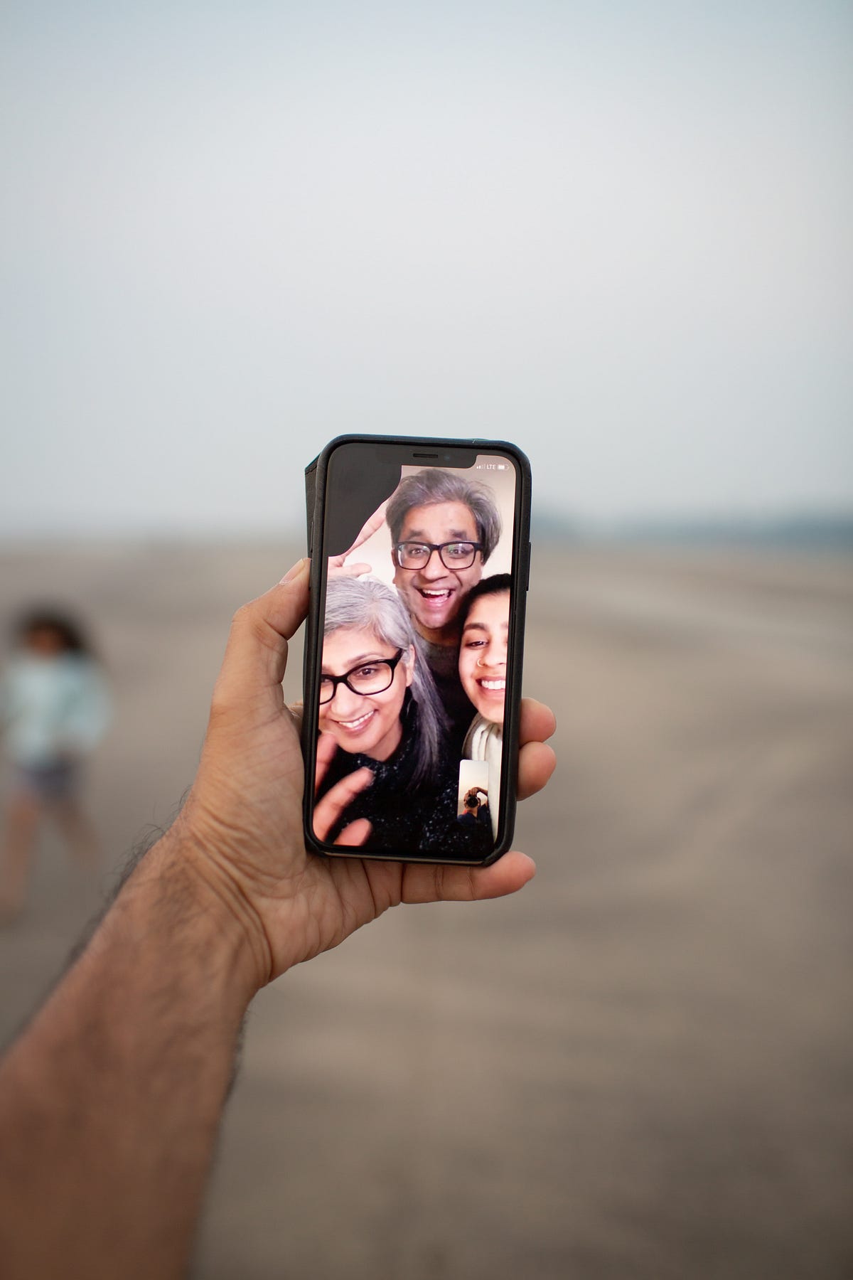 How to Use Facetime on Android. HowtoMags — If you’re like me, you love ...