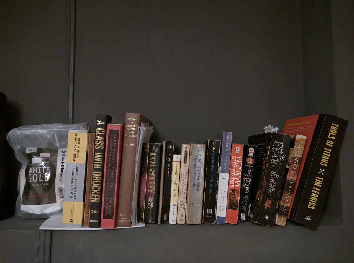 The Simple Truth Behind Reading 200 Books a Year | by pinky Fairy | Medium