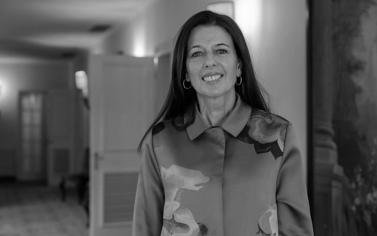 E247 | Understanding Why We Do What We Do with Dr Helena Boschi | by ...