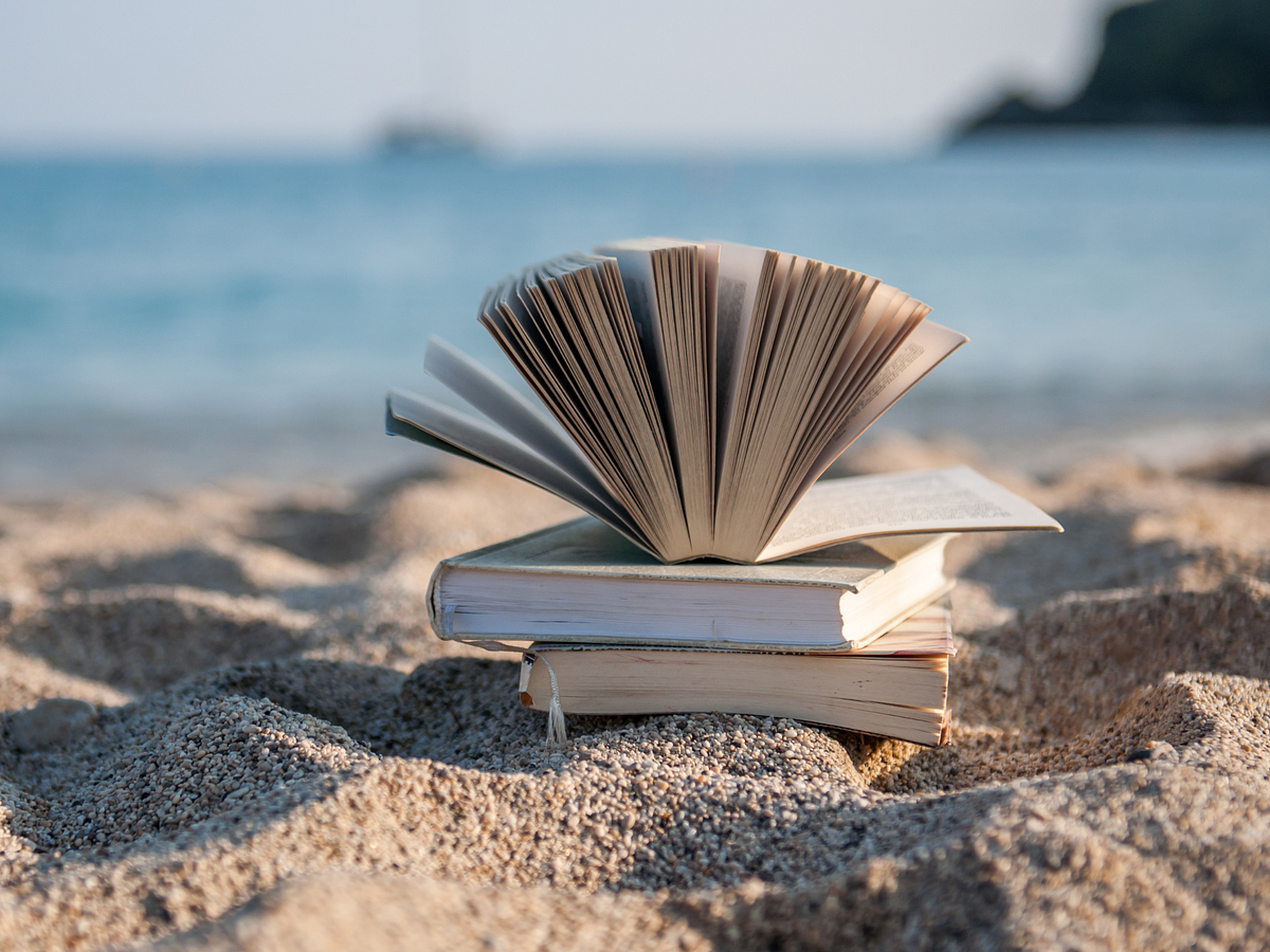 Closing Your Gaps: The Power of Reading | by Chris Burkhard | Medium