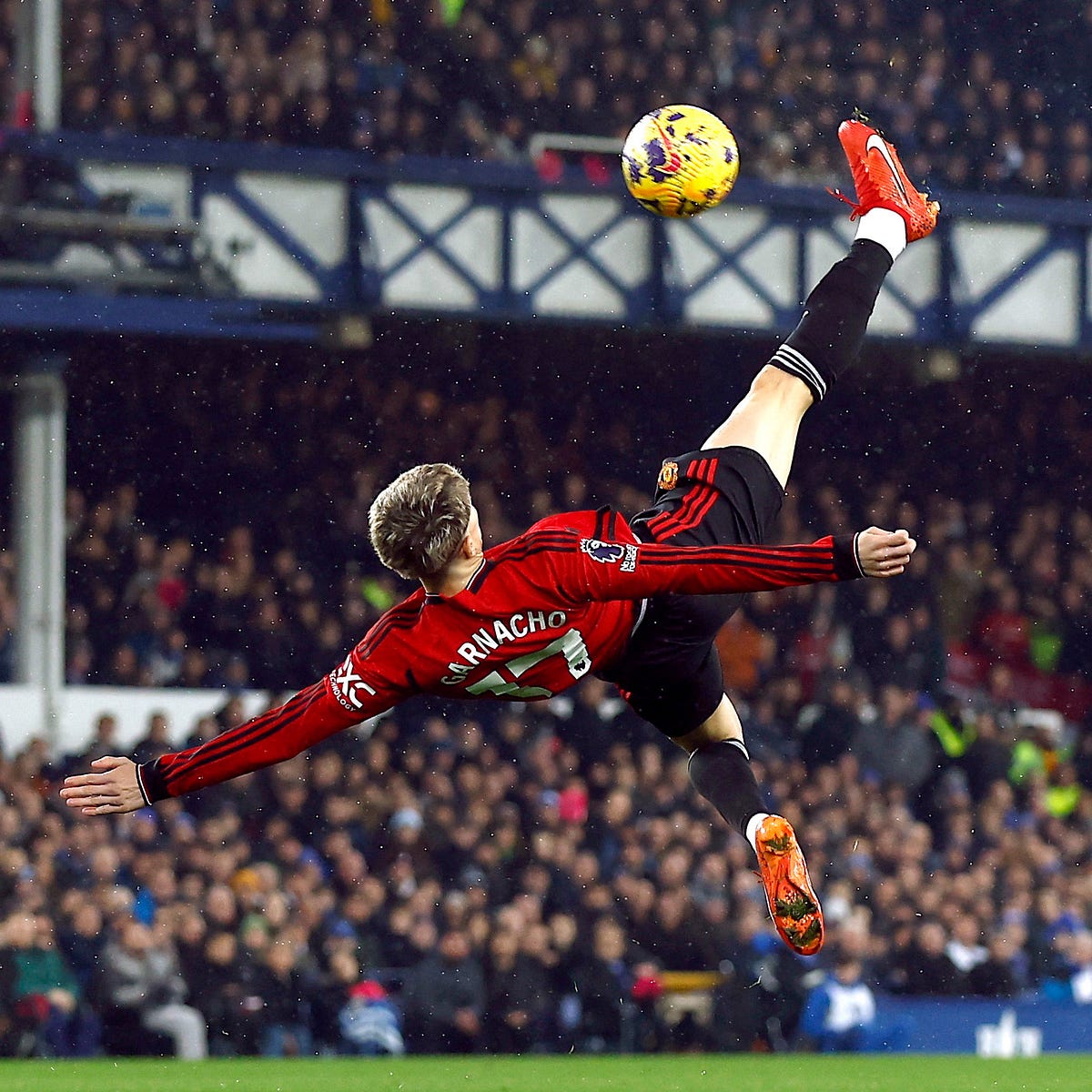 Manchester United secures 5th victory in last 6 EPL matches. | by ...