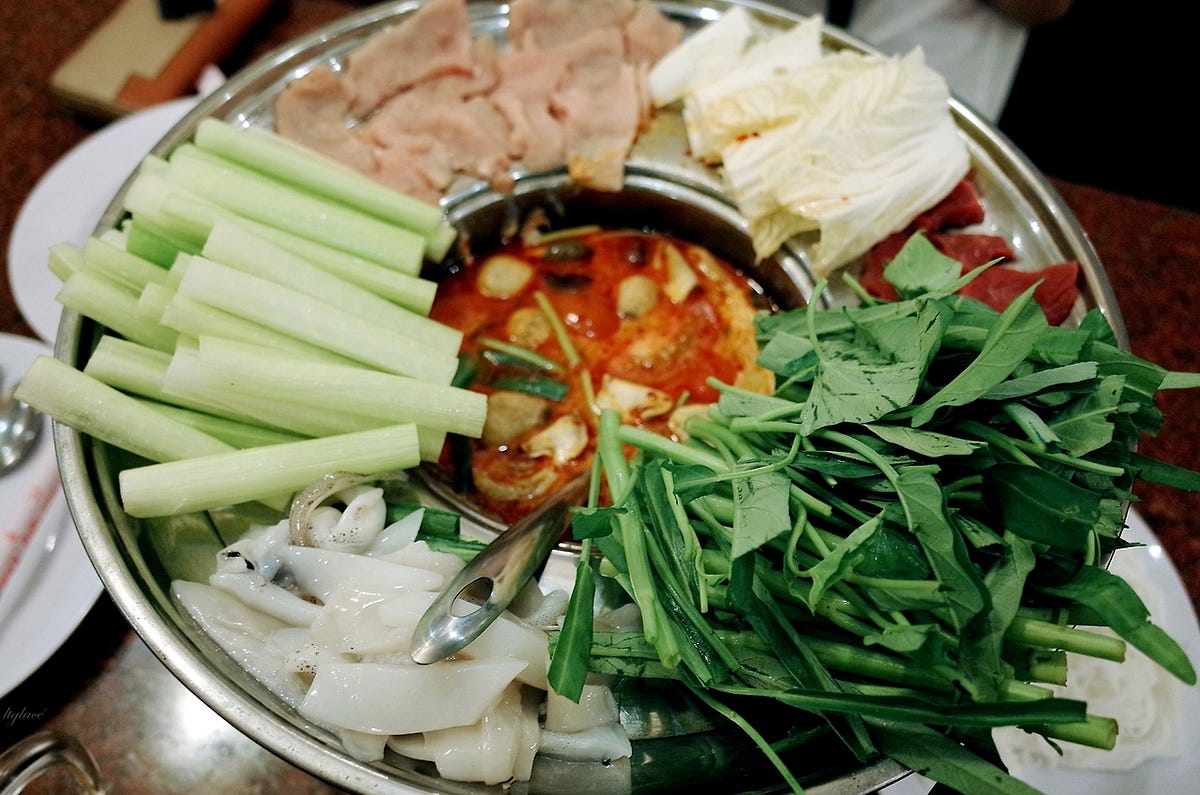 Thai Taste — Thai House and The Reunion of 3S | by Tea Nguyen | Medium