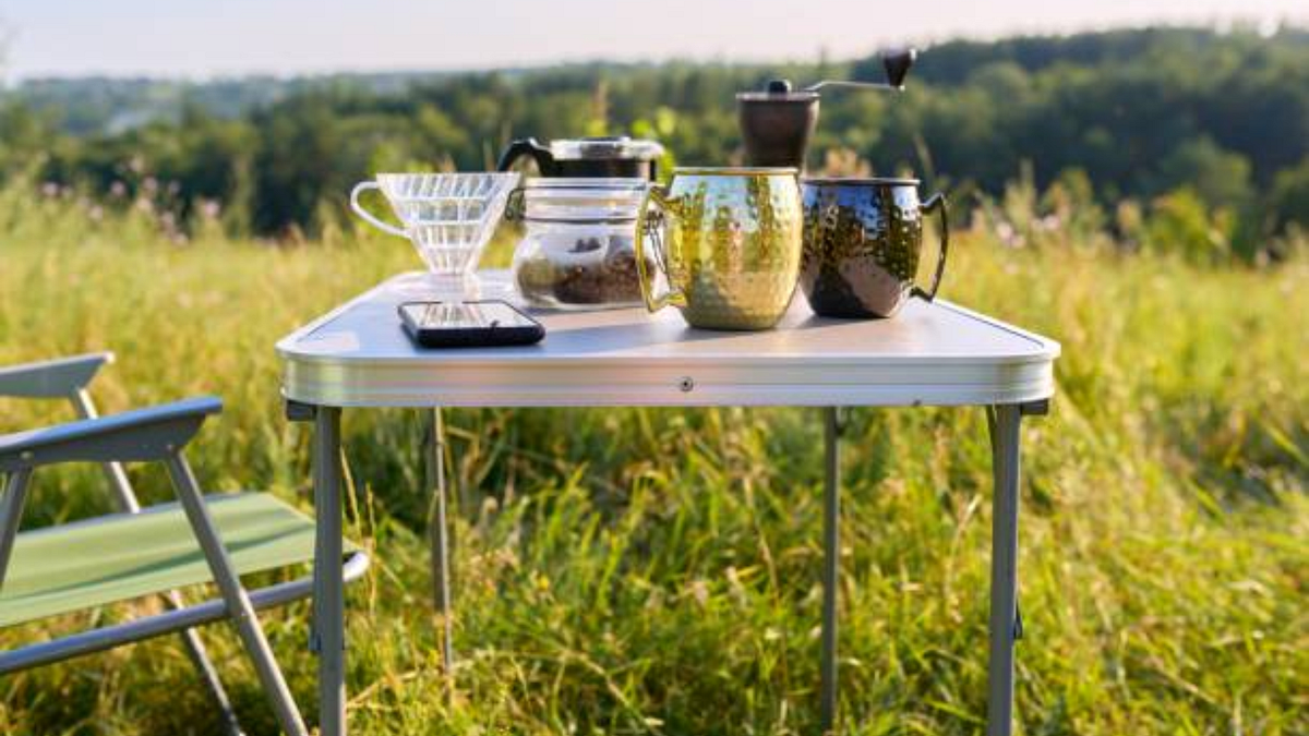 The Folding Coffee Table: A Practical and Stylish Solution for Modern ...