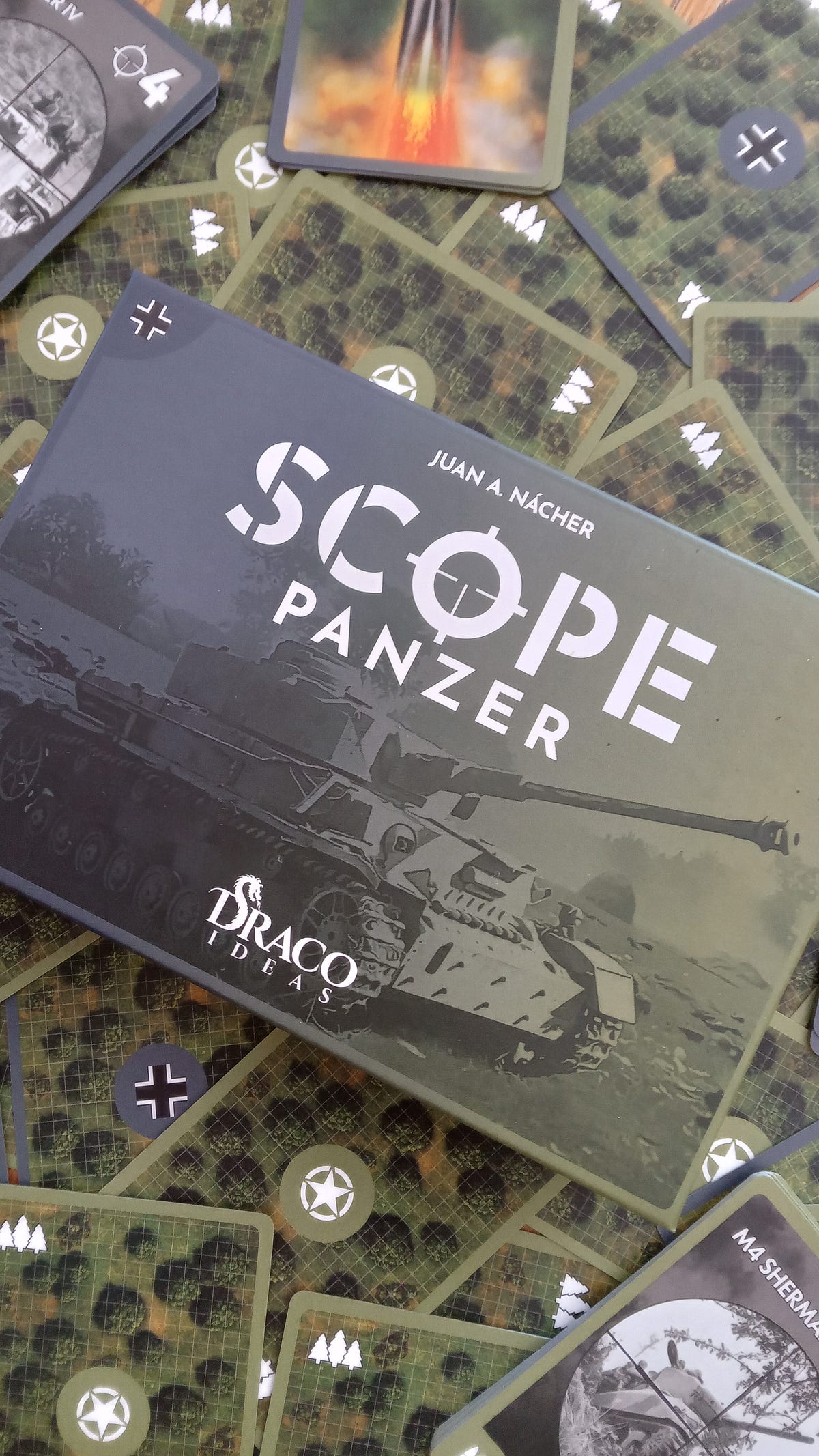 Como se juega a SCOPE Panzer. Un rápido juego de combate de tanques. | by Tirandodados | Medium