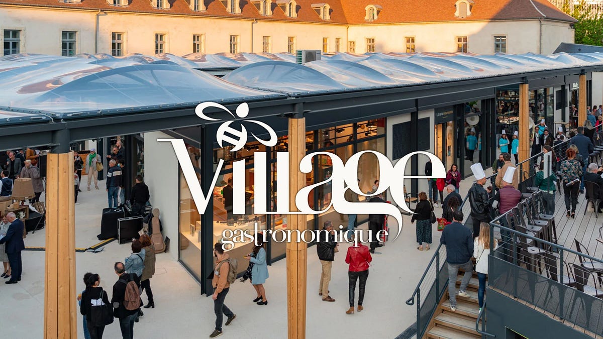 Designing a cross-channel experience for a new and unique food court ...