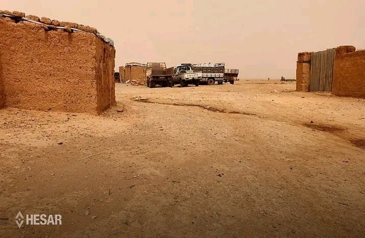 Storm in the Syrian desert. Refugees of the Al-Rukban camp are… | by ...