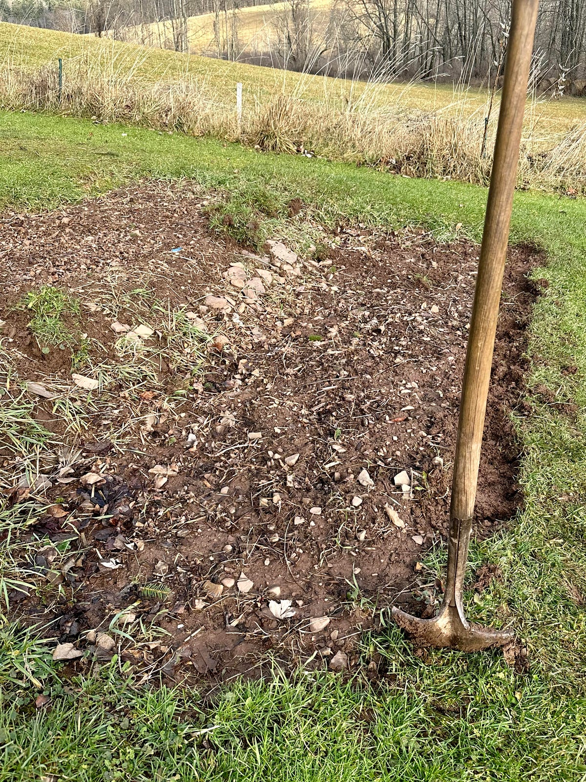The Trusty Gardener-Building a Second Hugelkultur Bed (An Old-Time ...