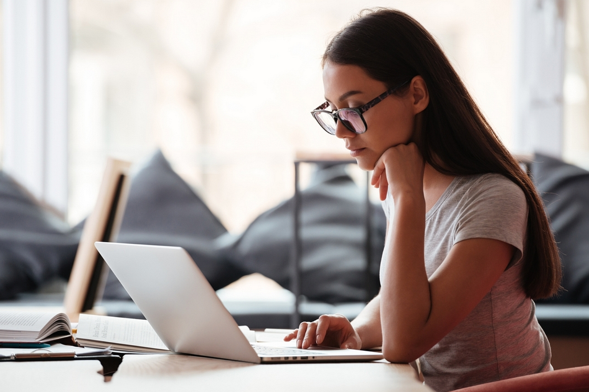 7 Non-threatening Email Strategies for Women | by Sarah Cooper | The ...