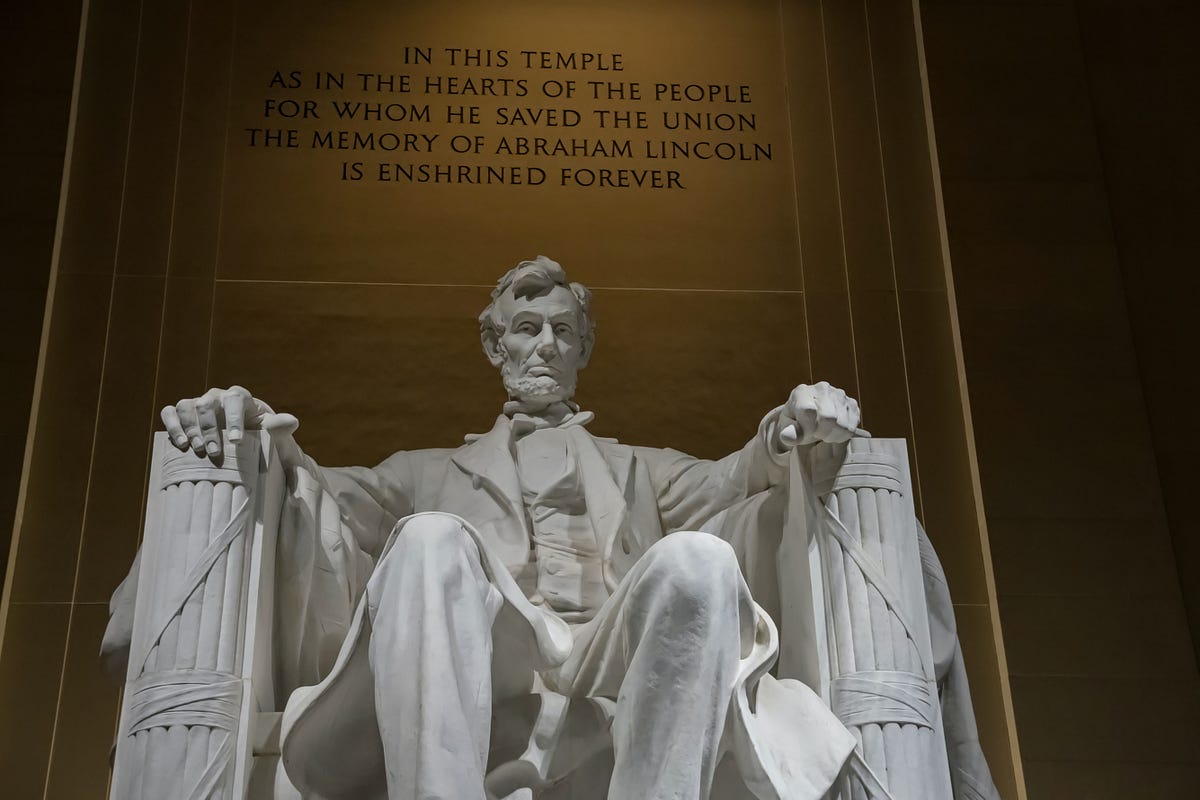 The Power of a Clear Mind: How Historical Figures Made Great Decisions | by i.saadi | Medium
