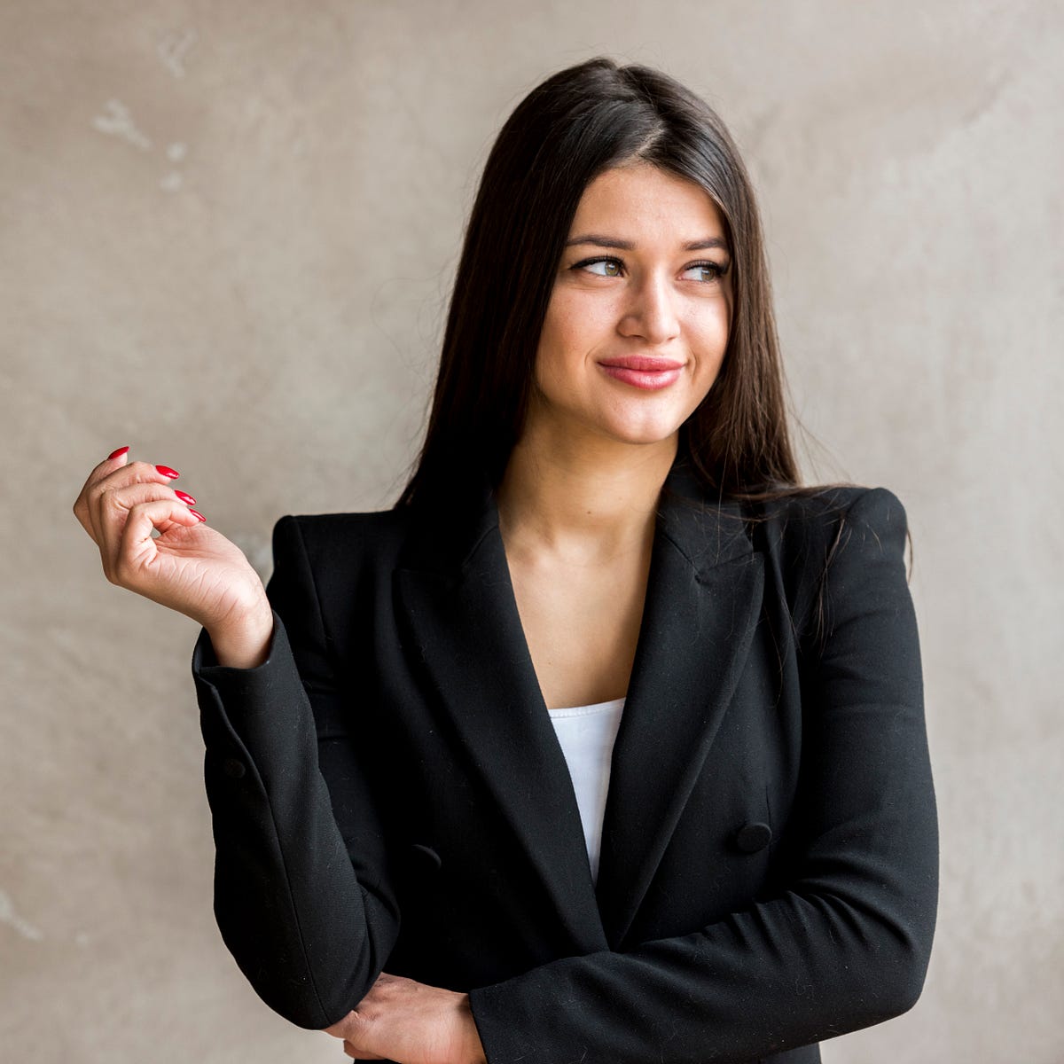 Women’s Suits in Saudi Arabia: Redefining Elegance with House of ...