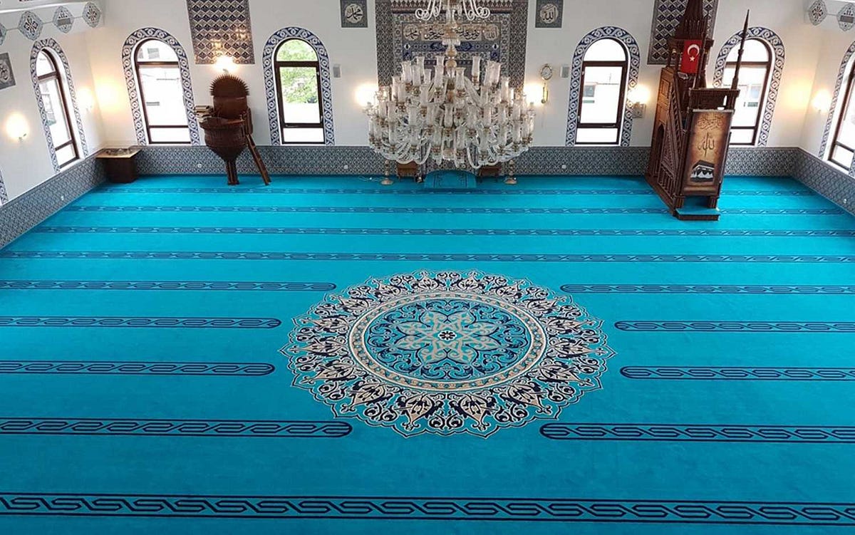 Masjid Prayer Mats A Blend of Comfort, Spirituality, and Craftsmanship ...