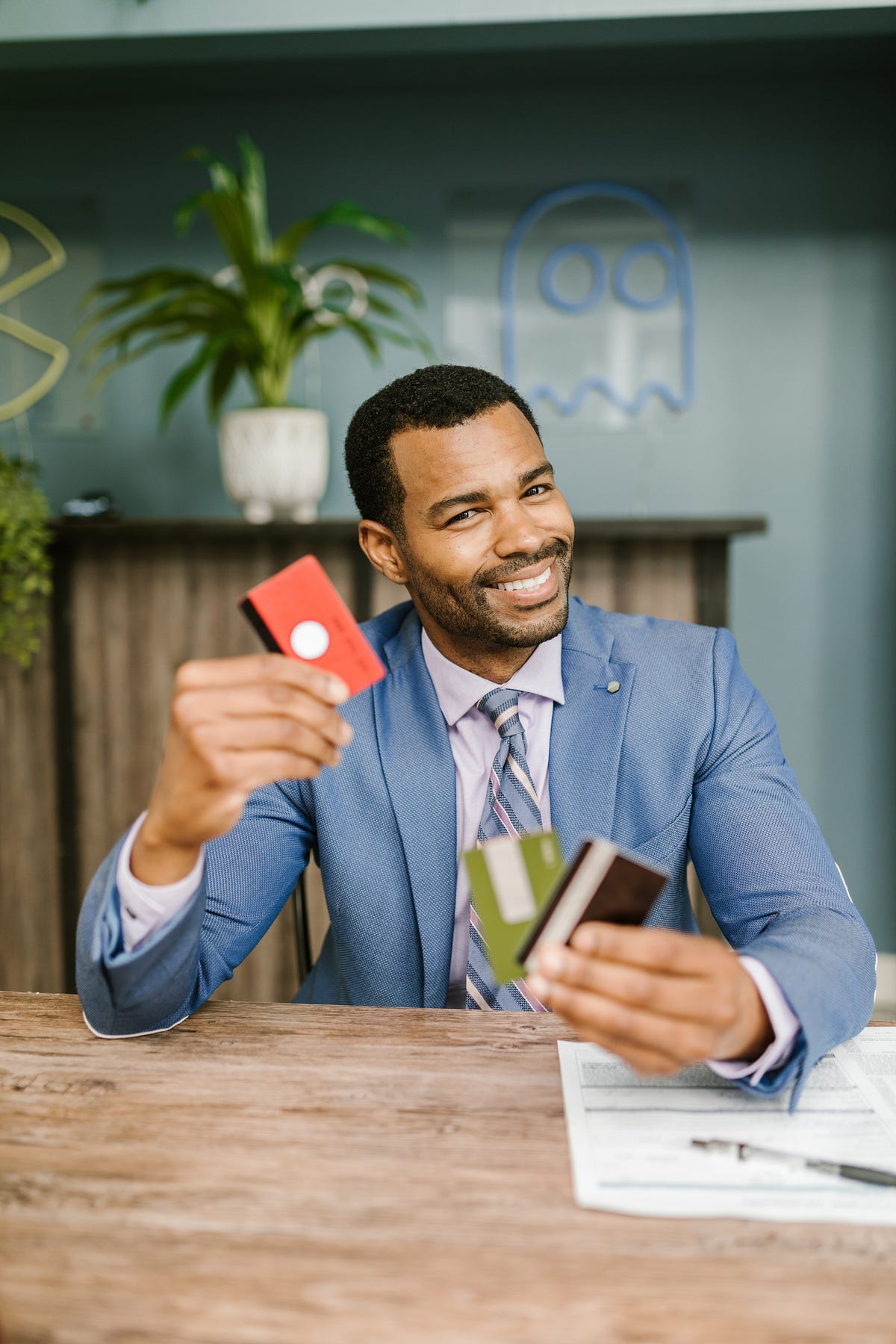 5 Common Questions Asked About Credit Cards | by ELIZABETH NDUKU | Medium