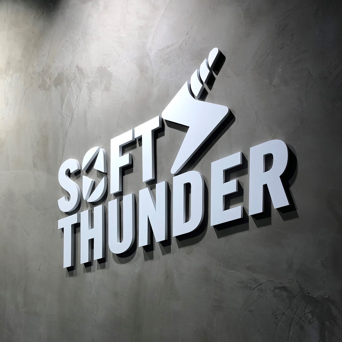 Soft Thunder - whatindyeats - Medium