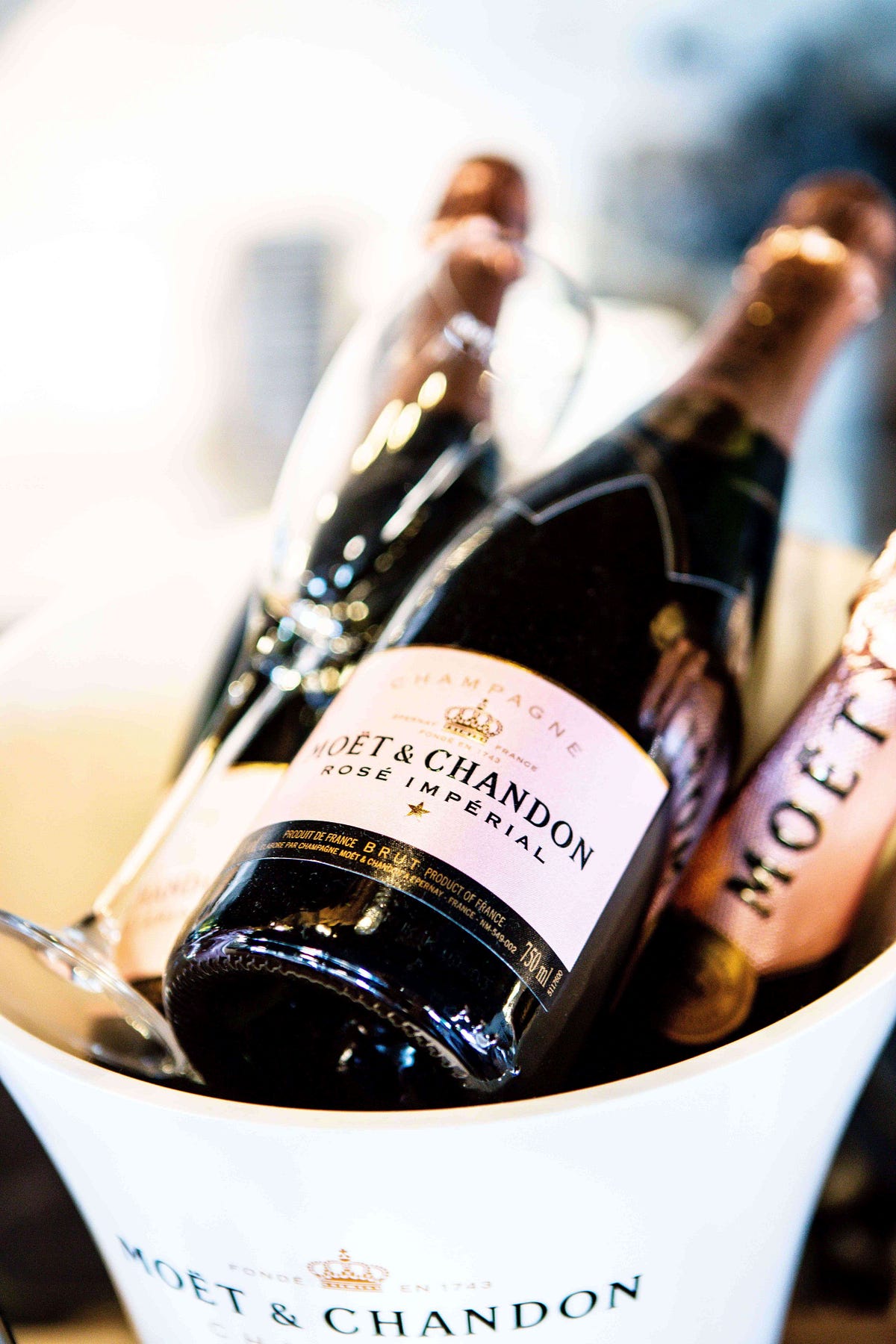 “Top 10 World’s Most Expensive Sparkling Wines” | by CASHFLOW.RECIPES ...
