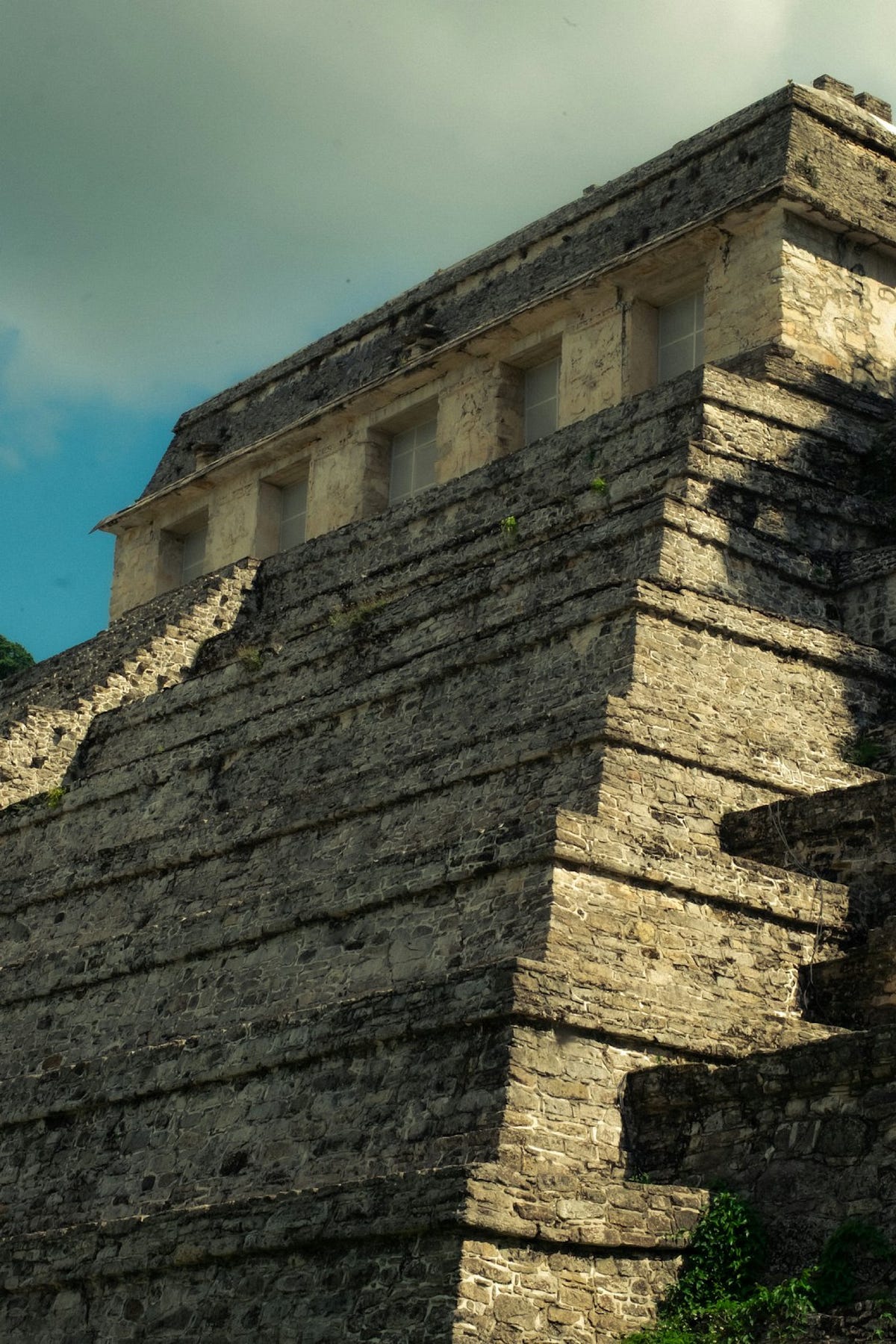 The Cities Beneath the Sea: Lost Civilizations or Patterns of Nature ...