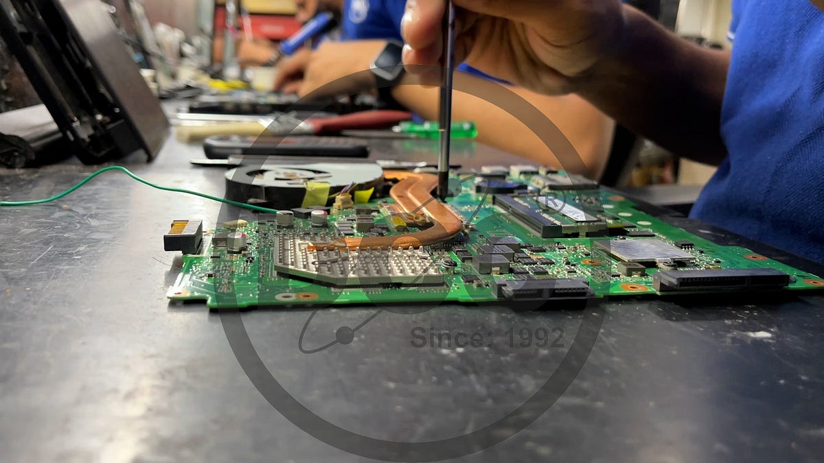 Finding The Right Laptop Service Center Pune | by dcc infotech | Medium