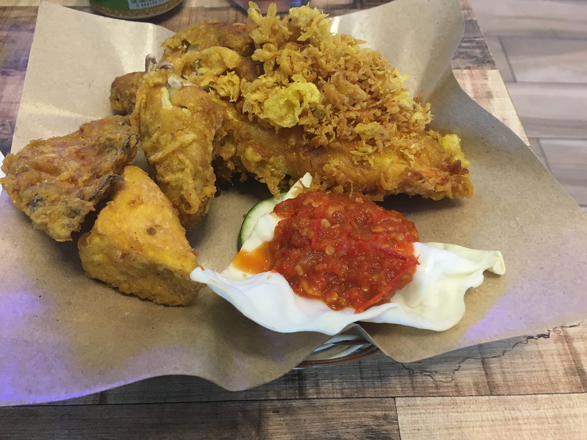 Food Tour Friday #13: Penyet Town | by Qourier | Qourier | Medium