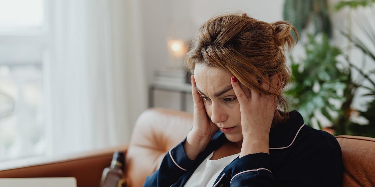 What Is the Freeze Reaction? Four Signs to Recognize This Behavior | by ...