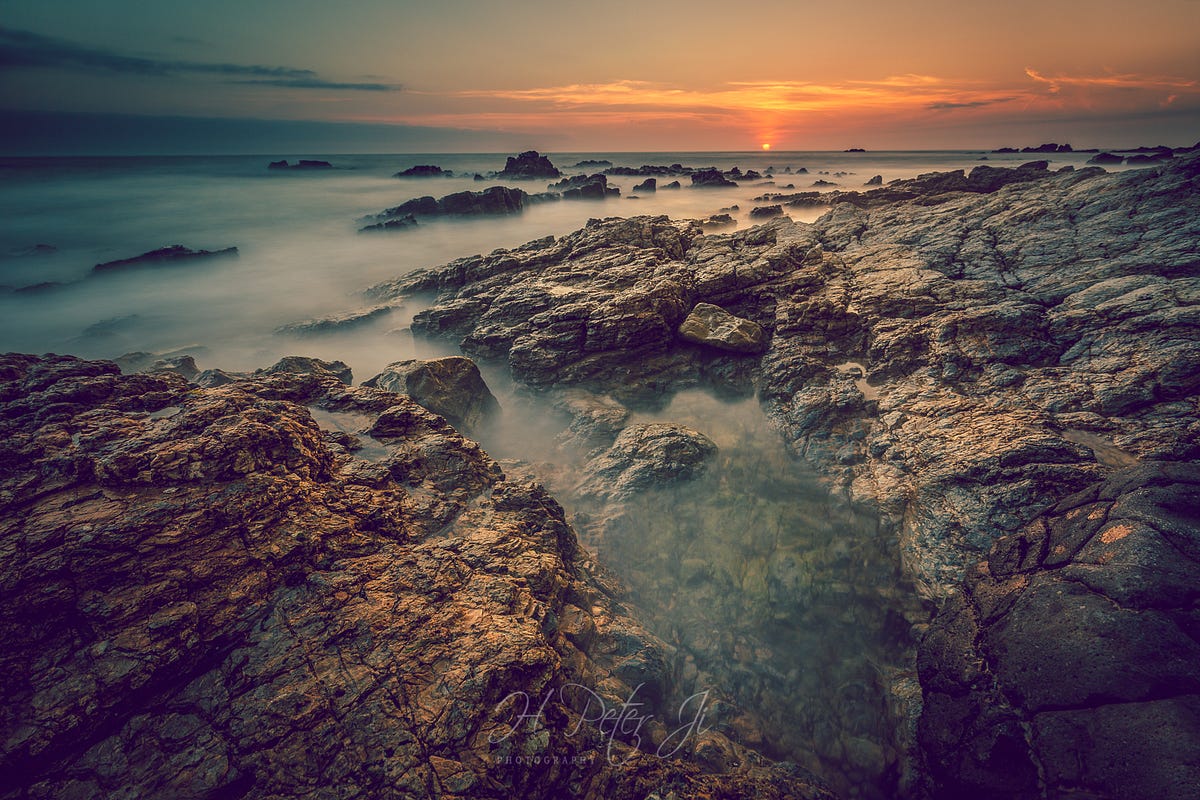 Then, sun touched horizon. SUN | by H Peter Ji | Medium