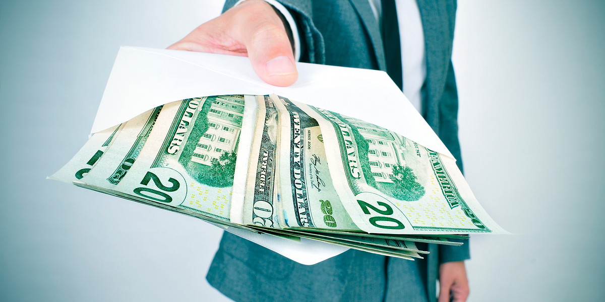 How to Find Recurring Affiliate Offers to Make Passive Income: A Step ...