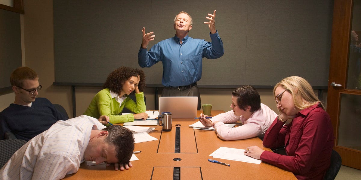 10 palabras y frases trilladas en el trabajo | by Ana Luisa Patiño | Medium
