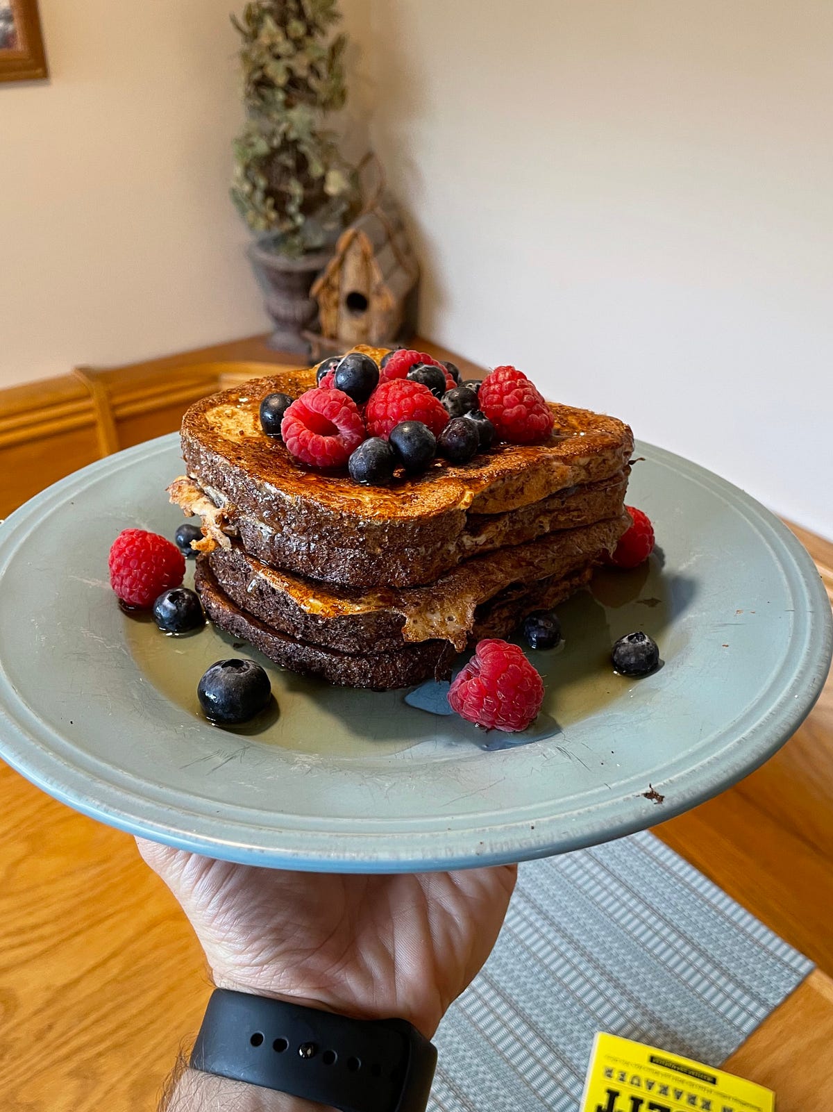How To Make Healthy French Toast. This low-calorie breakfast will blow ...