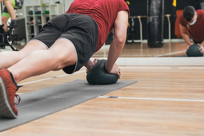 What is holistic approach ?. A holistic approach refers to… | by ...