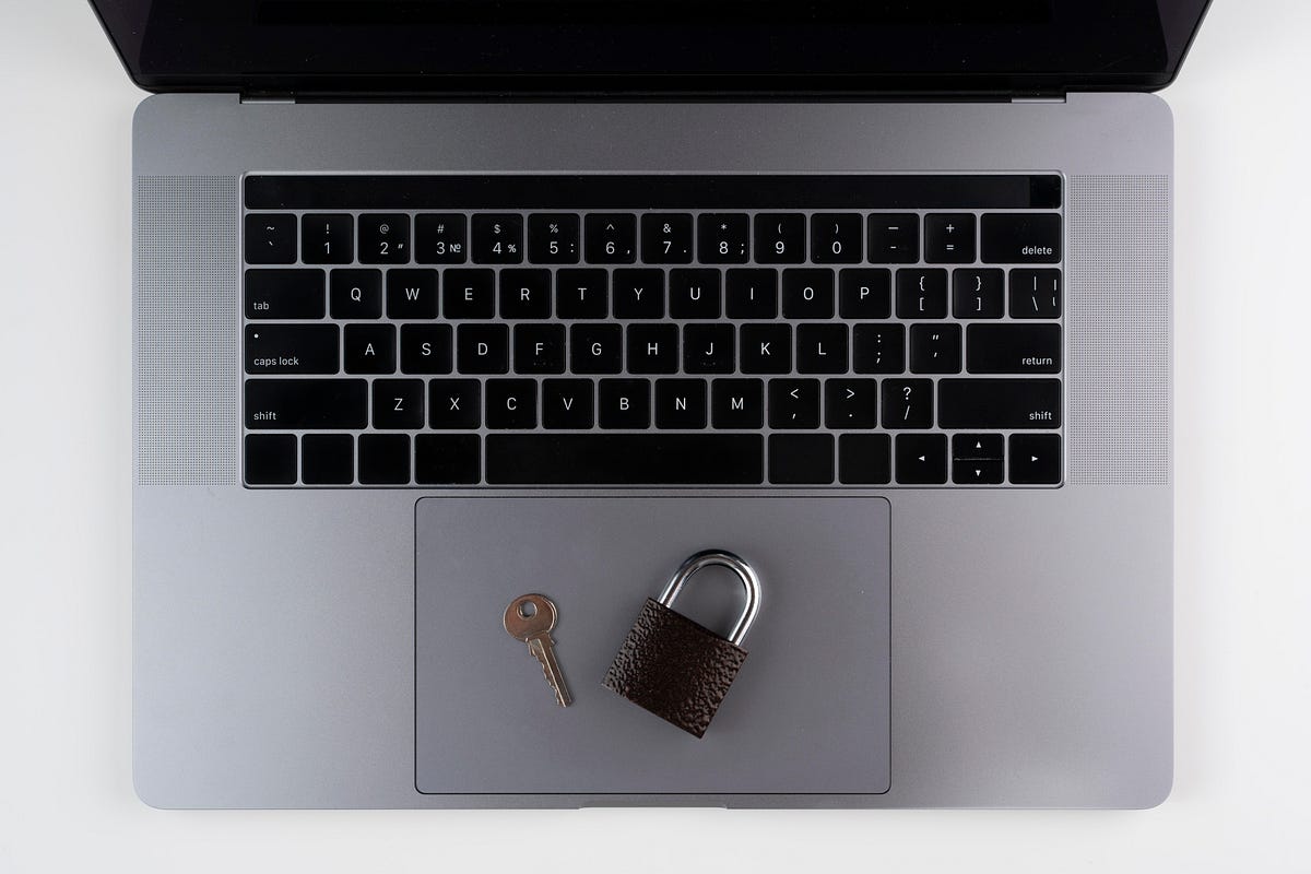 🔐 Google Titan Security Key: A Tiny Device That Locks Out Big Threats ...