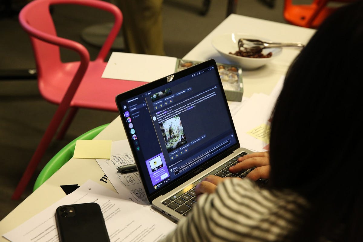 Speculative futuring meets AI — Experiences from an AI-enabled co ...