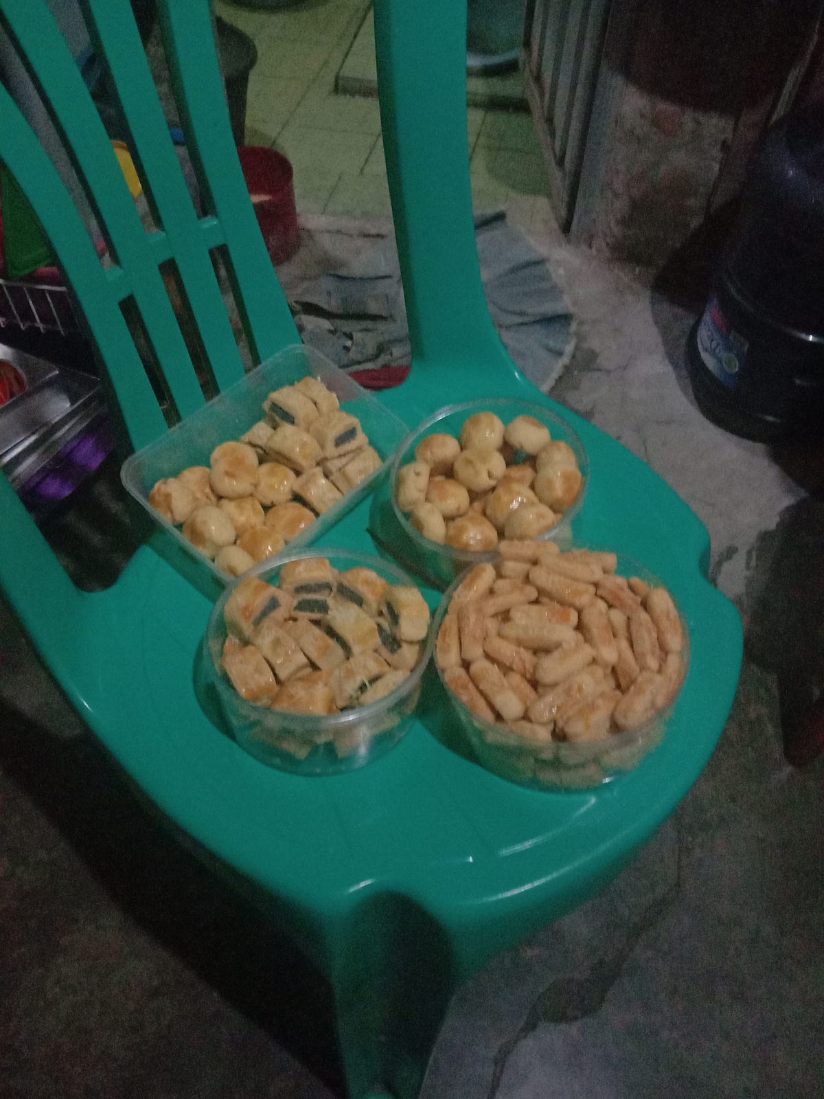 ENAK! TELP! 0812–1520–5141, JUAL kue kering lebaran jadul Bonorowo ...