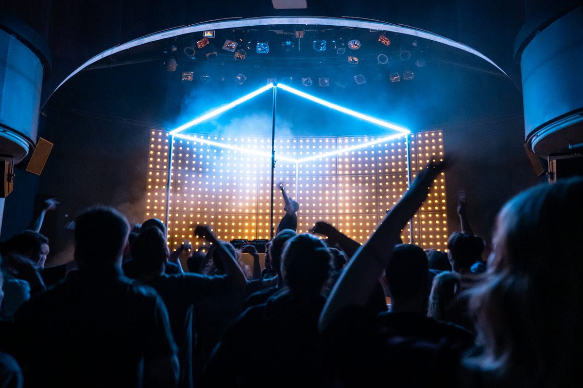 How to Film a Music Festival | Festival Videography | Concert ...