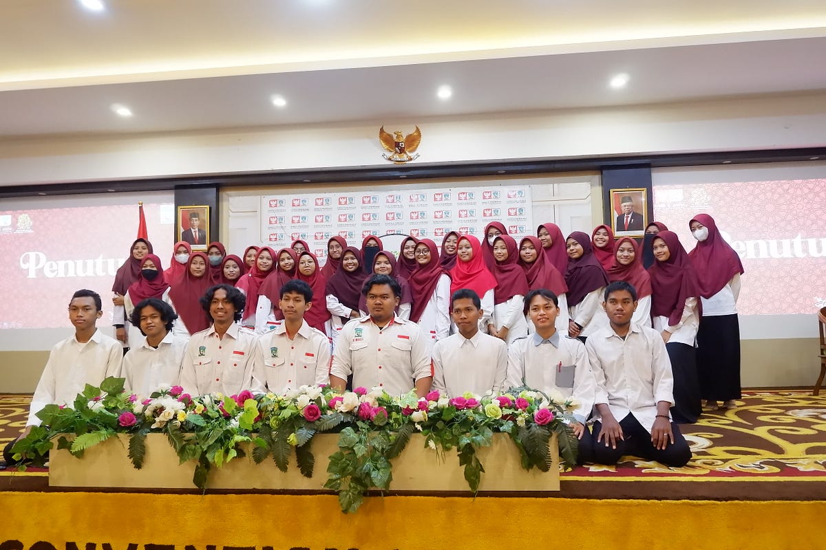 Pengembaraan Dimulai. Perjalanan ini akan semakin berharga… | by Fajar Redup | Medium