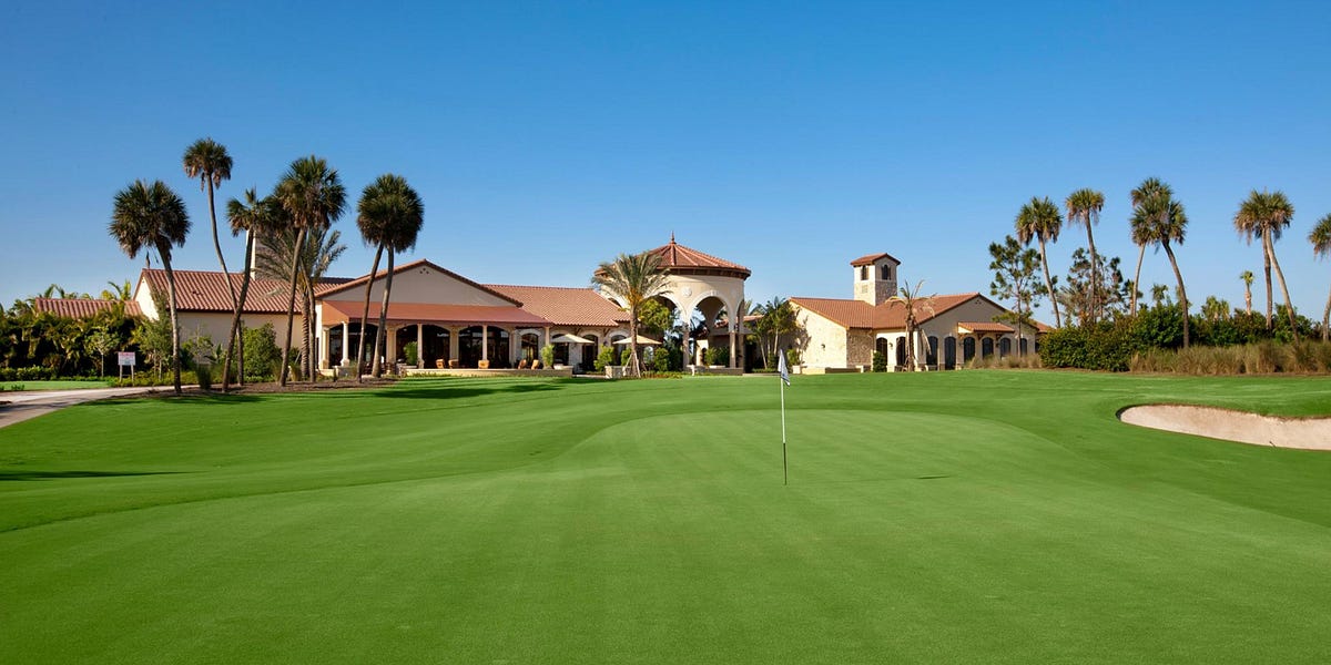 What I Learned from Working at a Country Club | by FlockU | Medium