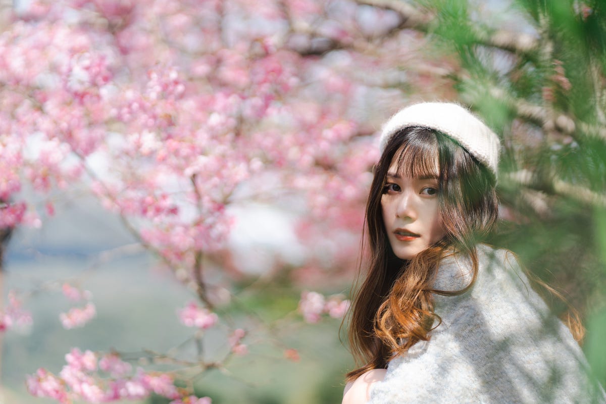 高CP值神鏡到底好在哪？｜Sony FE 85mm F1.8 使用心得感想 | by 劉影 Photography | Dragon_Photograph | Medium