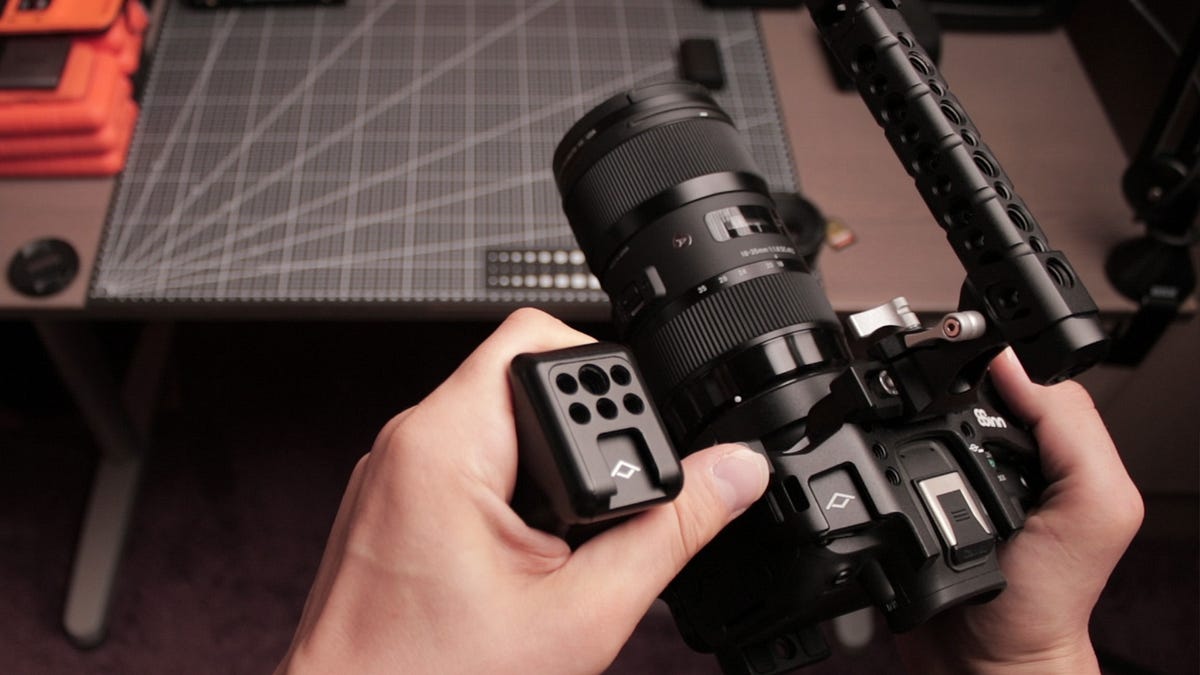 Full-Frame vs APS-C. If you are new to content creation and… | by POTB ...
