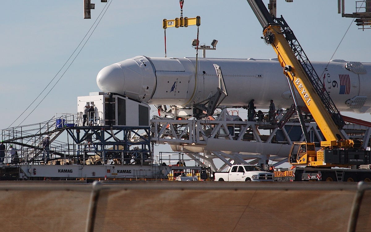 FALCON 90 SPACE LAUNCH: Revolutionizing Space Exploration | by Deeptech ...