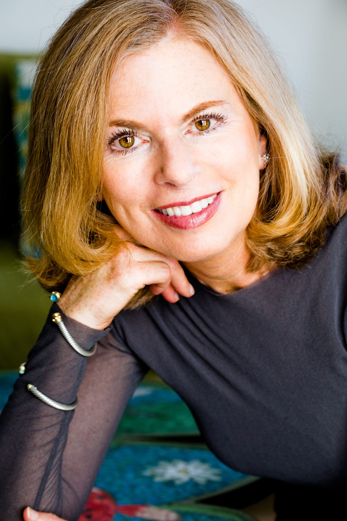 Write Now with Cynthia Hamilton. In today’s Write Now interview ...