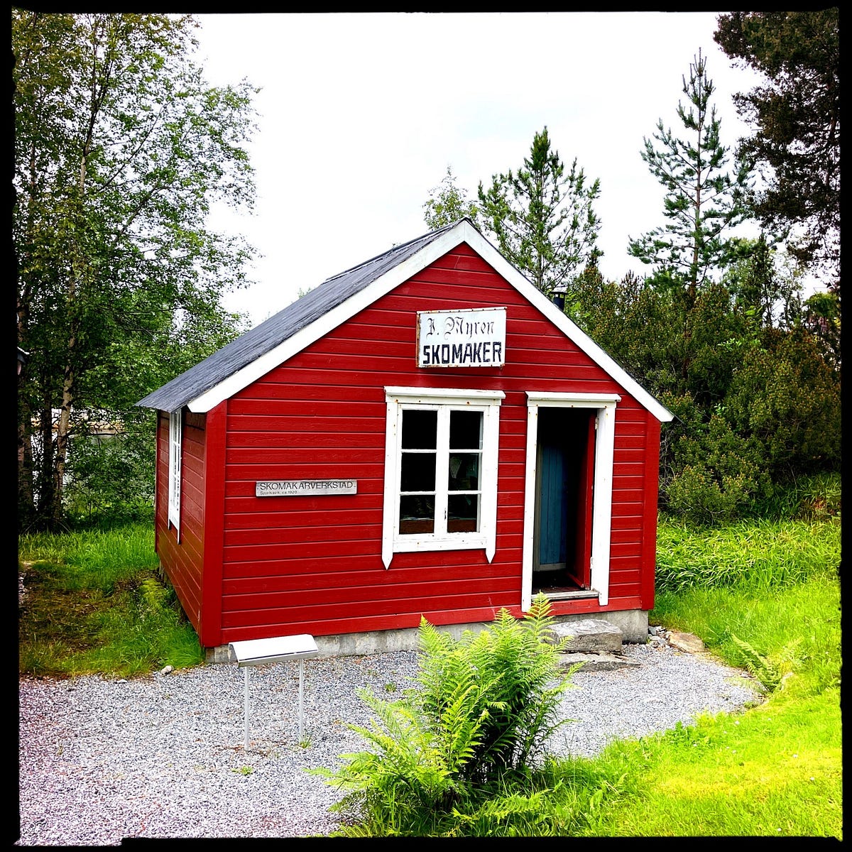 Norway’s Little Red Houses. Pop goes the Rorbu | by Tim Ward, Mature ...