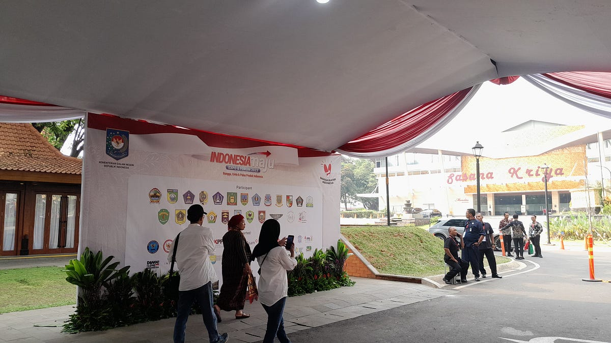 Kementrian Dalam Negeri Mengadakan Pameran Produk Indonesia - hisnia ...