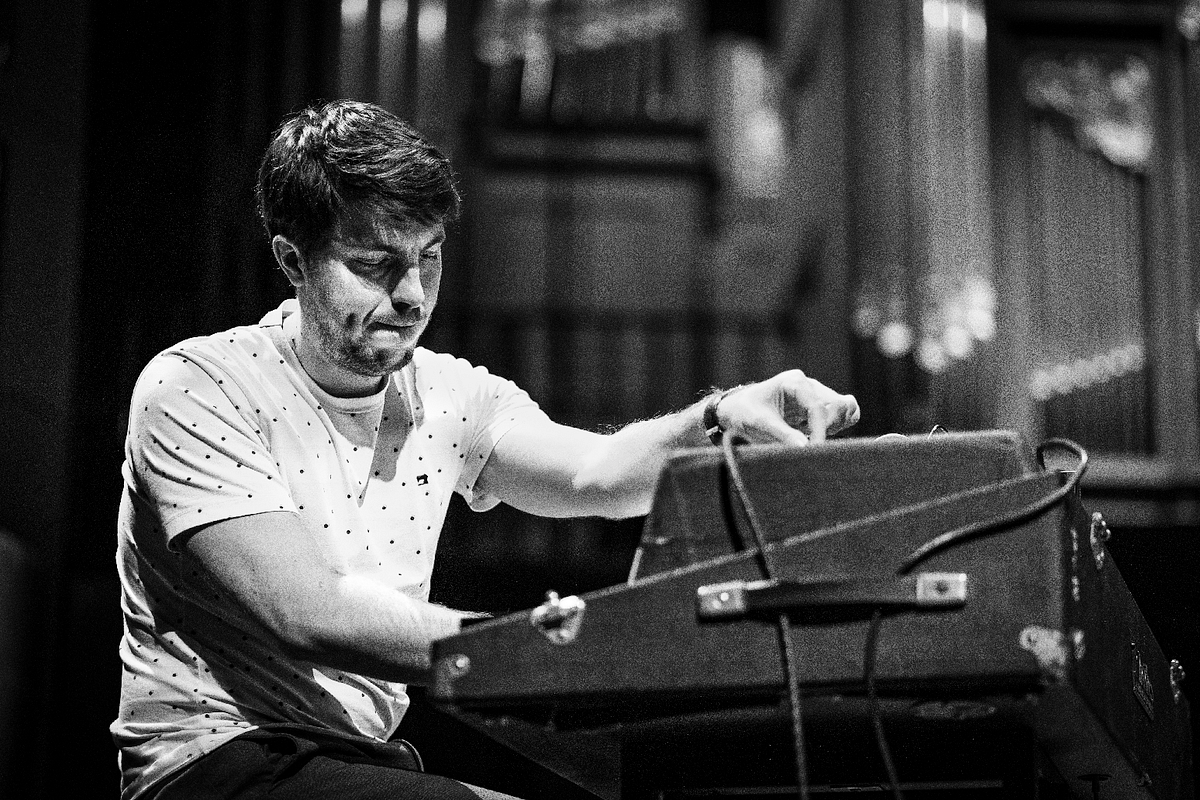 Jazzpianist zkt. sound - een gesprek met Matthias Dewilde | by KASK en ...