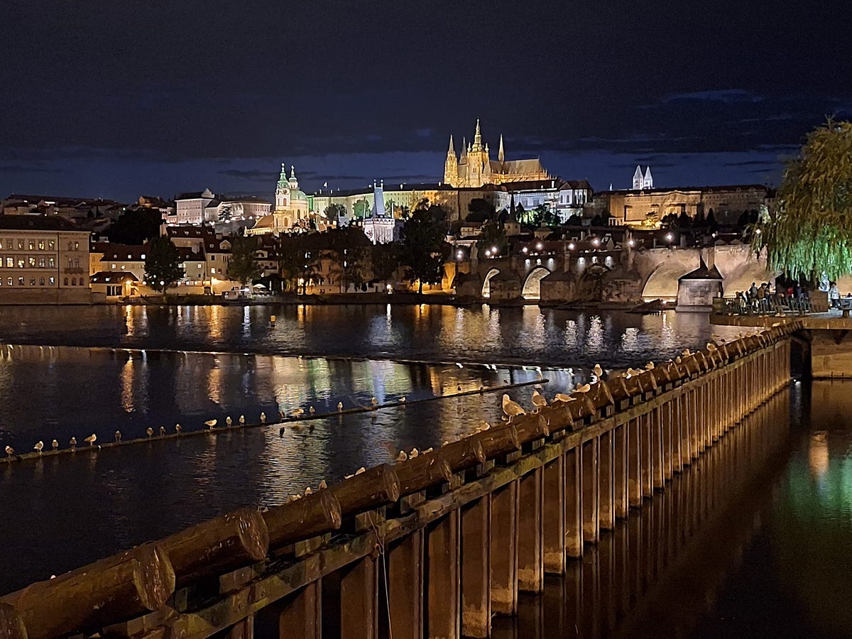 The Heart of A City Lies on A Bridge | by Purbita Chakraborty | Picture ...