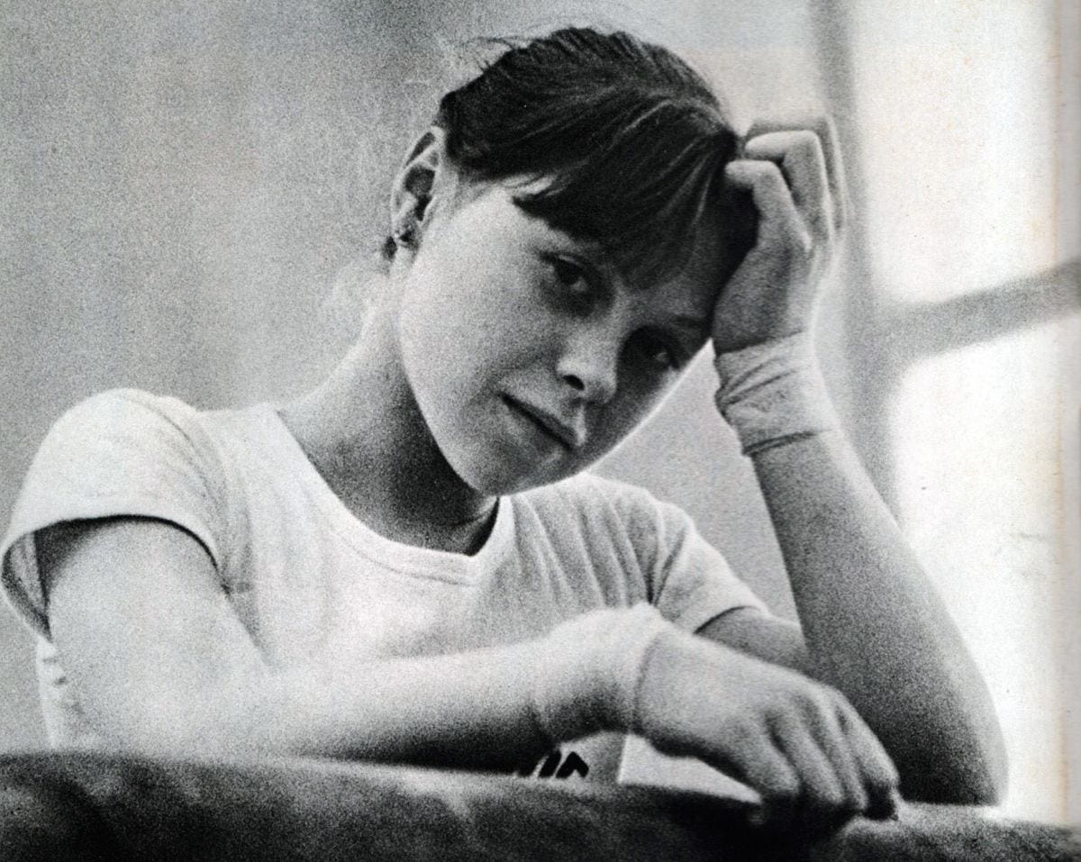 Elena Mukhina was unbreakable until she was broken | by Amy Chen | Medium