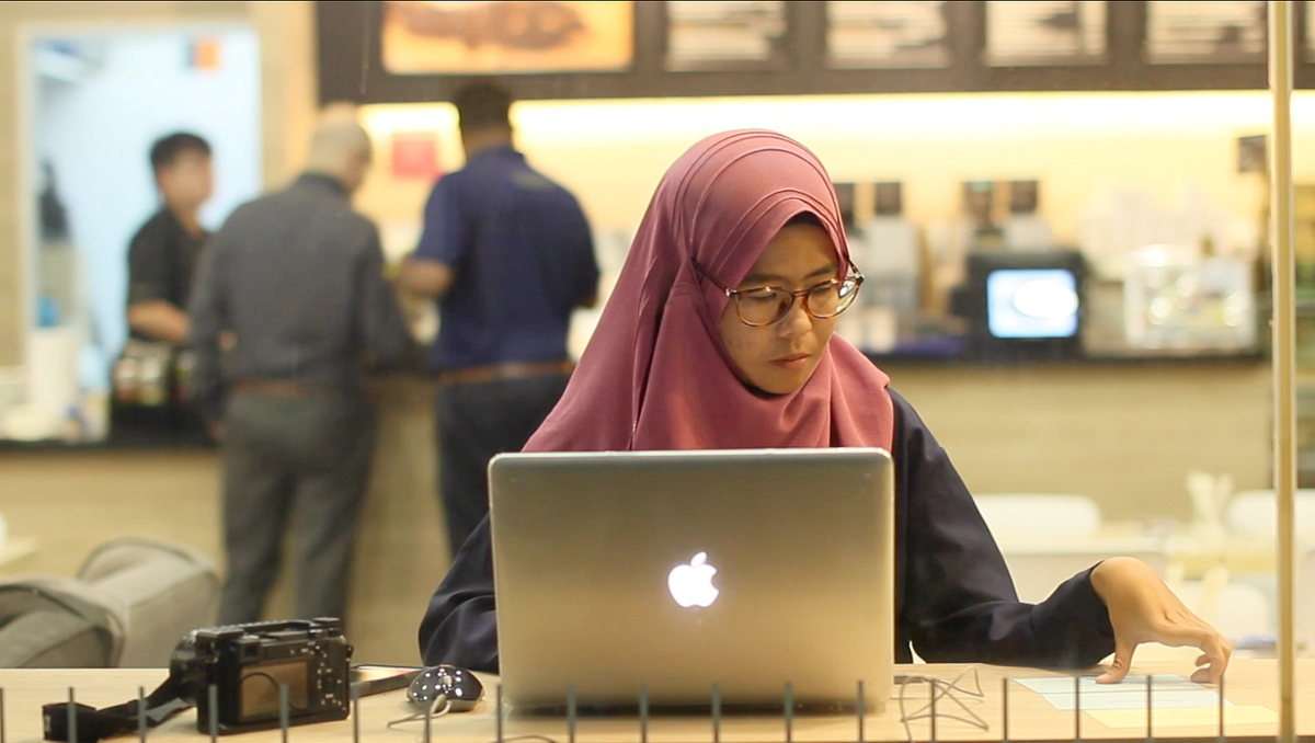 About Me — Renee Ismail. The one who broke the chain | by Renee Ismail ...
