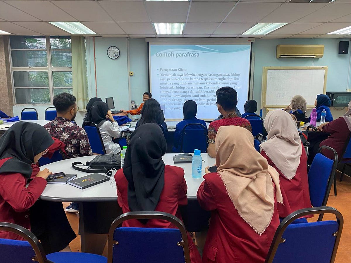 Semangat Internasionalisasi Bersama Dosen Inspiratif, Mahasiswa S1 FPIP Umsida Ikuti Kelas S2 ...