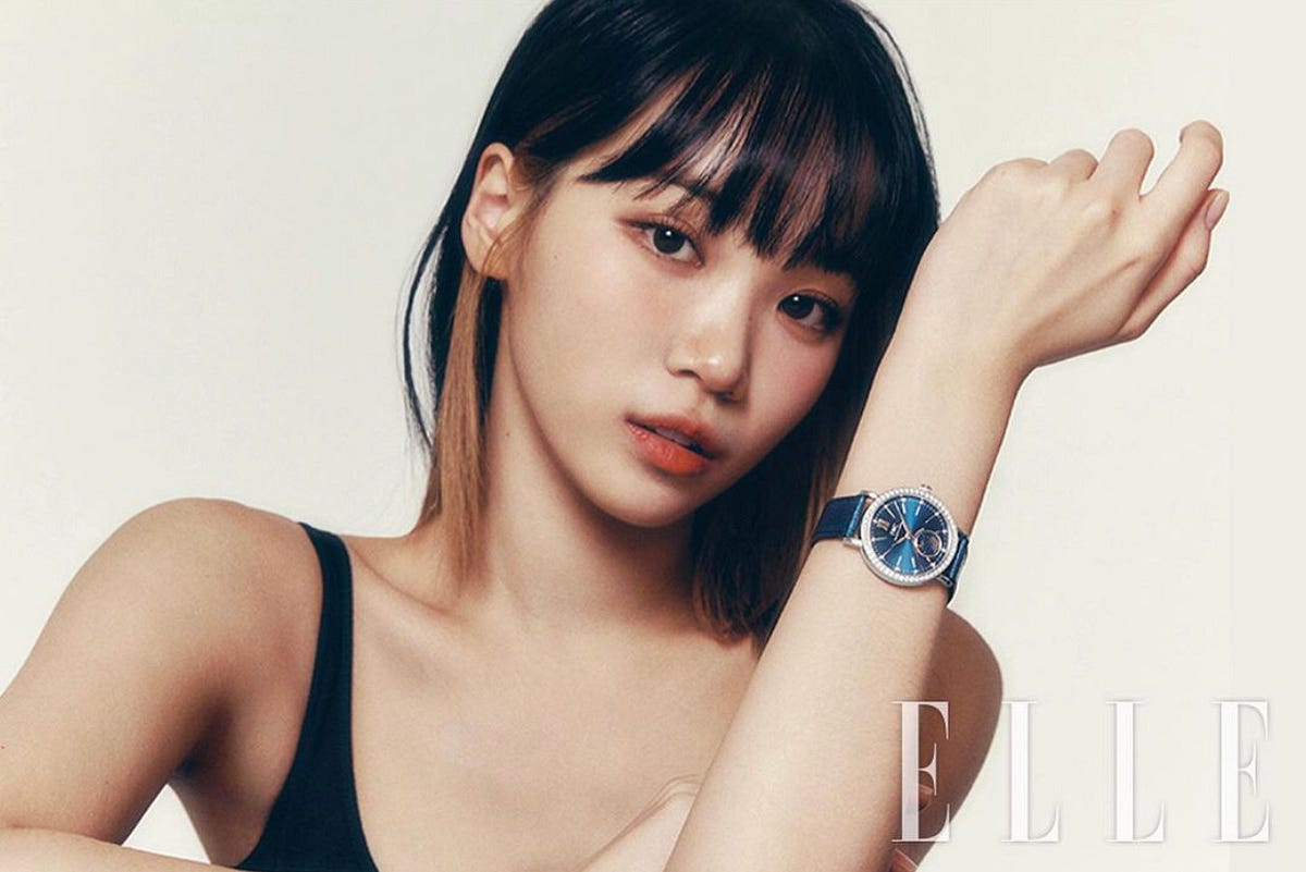 Chaewon and Irish.. Le sserafim leader and baby cheetah… | by Axelle | Medium