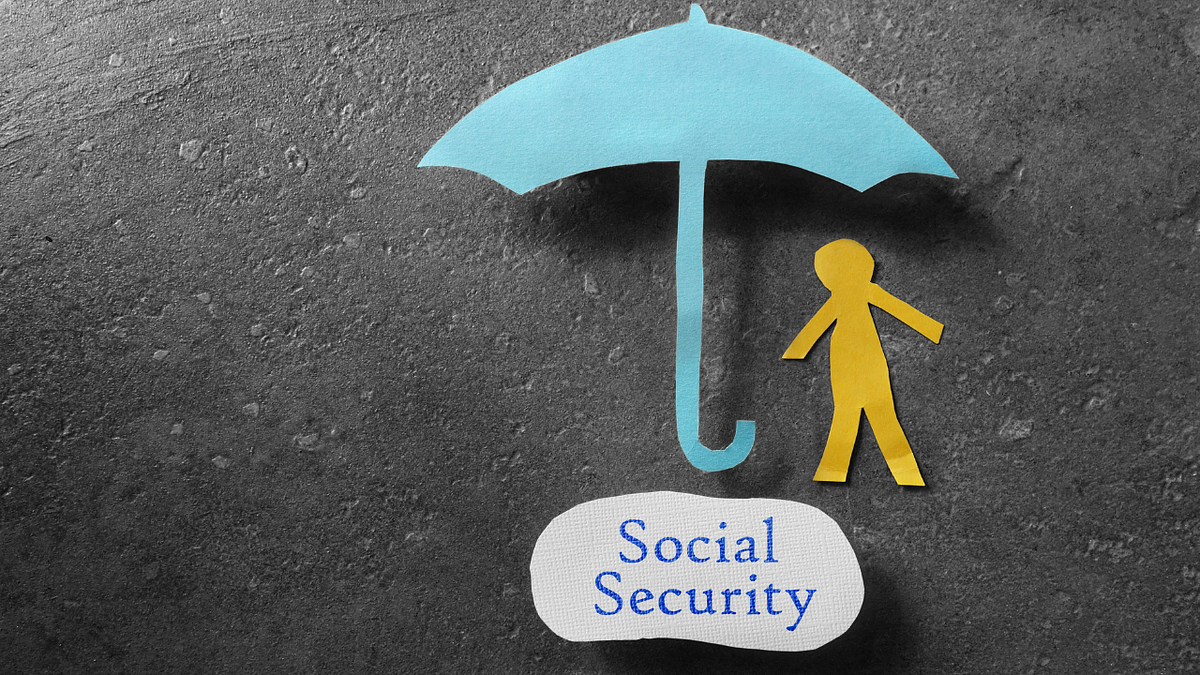 What Happens to Your Social Security Check When Your Spouse Dies? | by Isabella Taylor | Jan ...