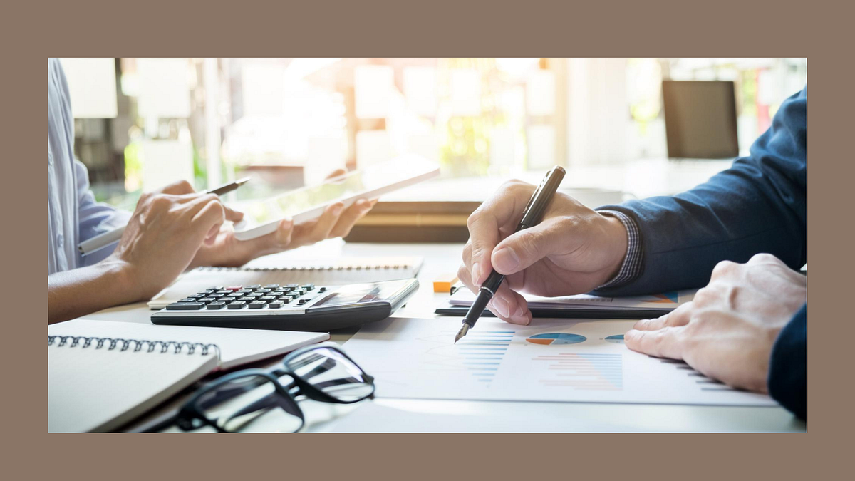 What is the difference between consultancy and advisory? | by Online ...