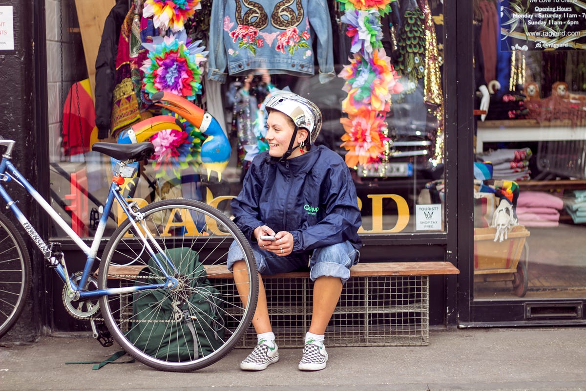 Meet our Quiqees: Zoë, the aspiring writer and Depop selling superstar ...