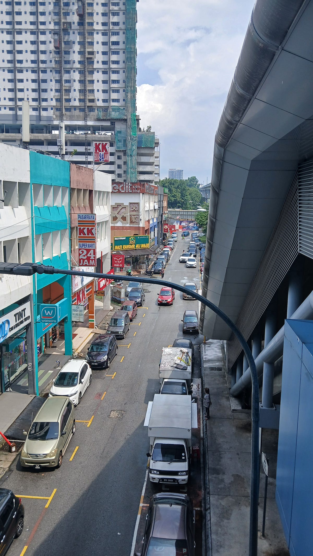 Snapshots of Kuala Lumpur: The Key Cutter | by Lawrence Dare | May ...