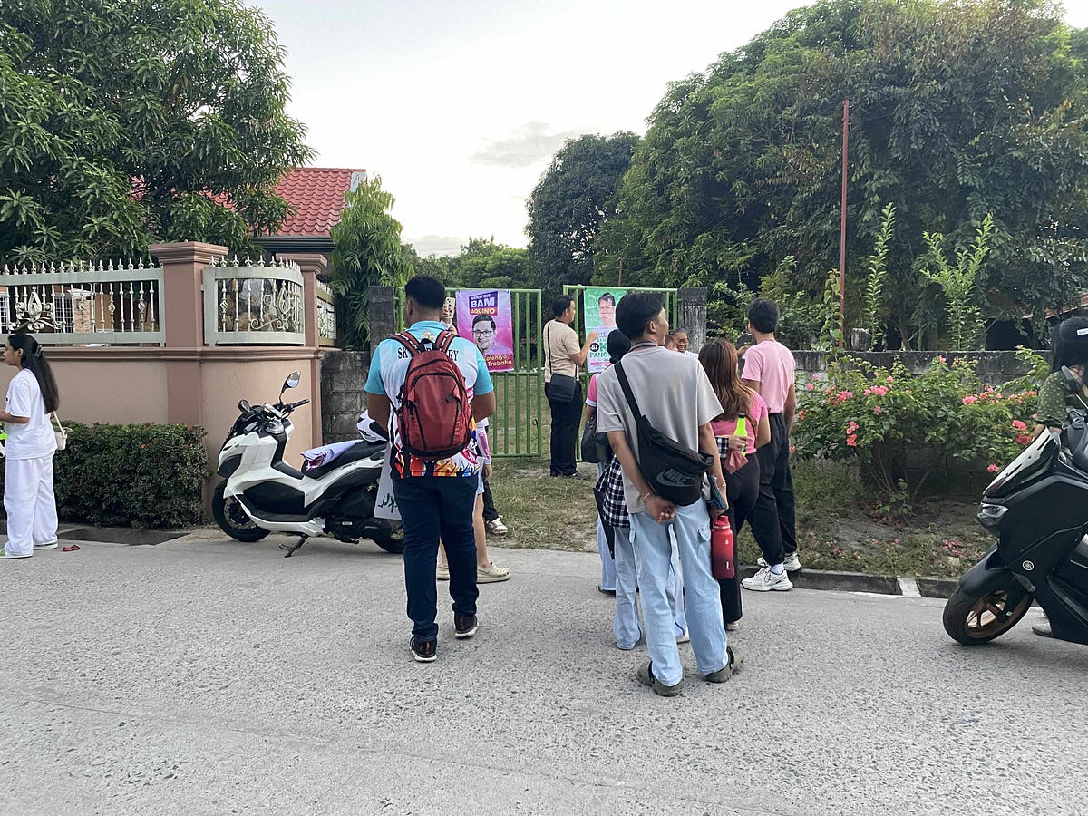 Youth-led volunteers for Kiko-Bam supervised campaign in Pampanga | by ...